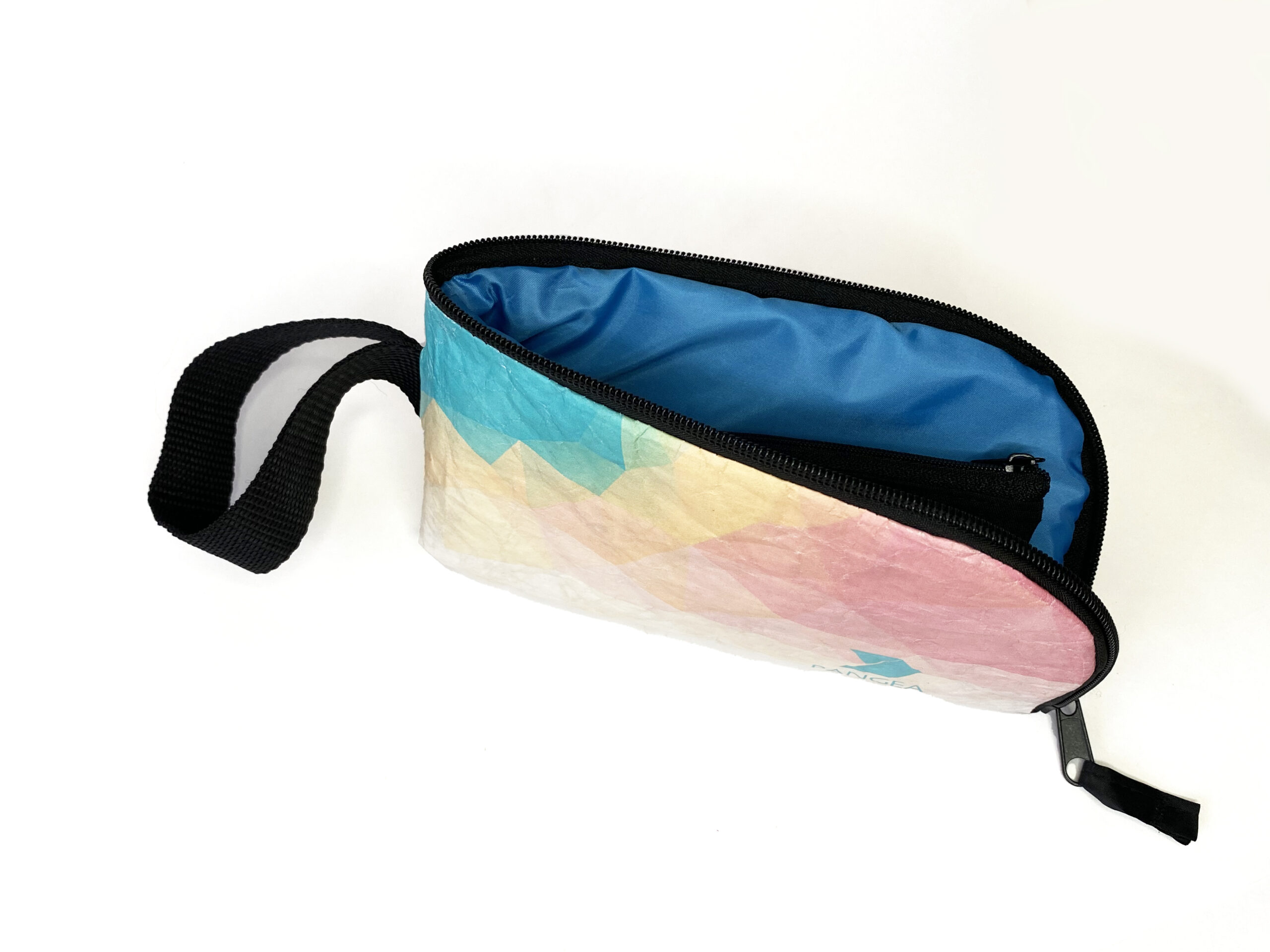 ABSTRACT- HAND POUCH – Mi Pangea